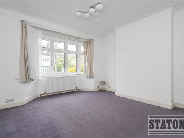3 bedroom semi detached house for sale in Laurel Way, Totteridge, London, N20