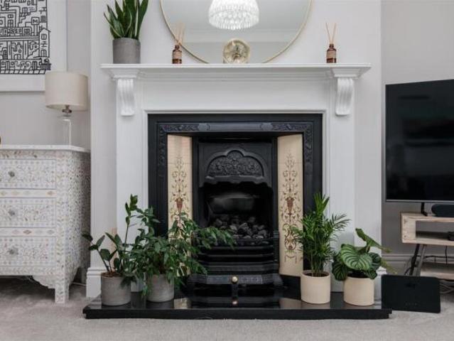 3 bedroom semi detached house for sale in Layfield Road, Brunton Park, NE3