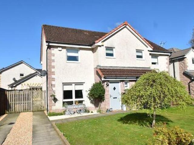 3 Bedroom Semi detached House For Sale In Lennoxtown, Glasgow
