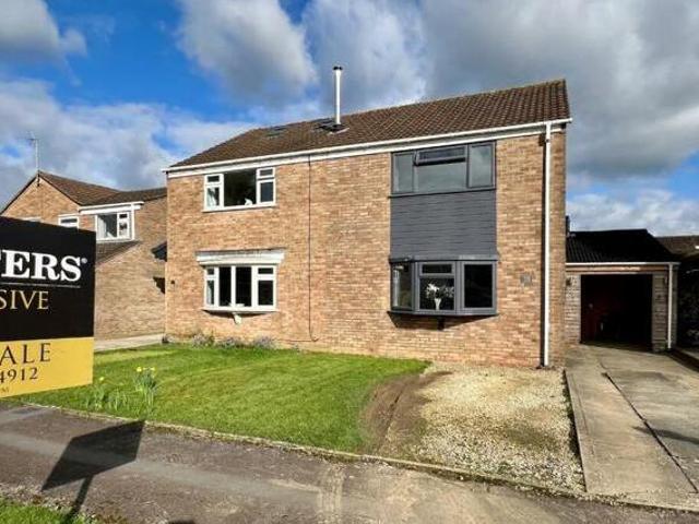 3 Bedroom Semi detached House For Sale In Leonard Stanley