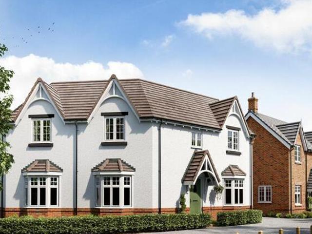 3 Bedroom Semi detached House For Sale In Leamington Road, Kenilworth