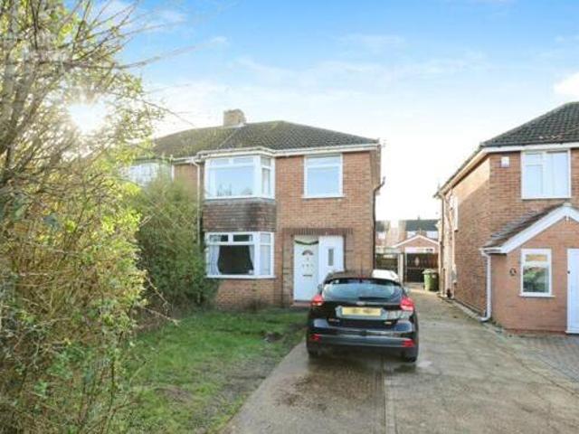 3 Bedroom Semi detached House For Sale In Leamington Spa