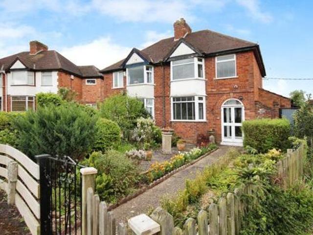 3 Bedroom Semi detached House For Sale In Leamington Spa, Warwickshire