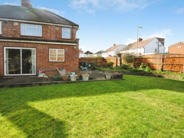 3 bedroom semi detached house for sale in Leander Gardens, Watford, WD25