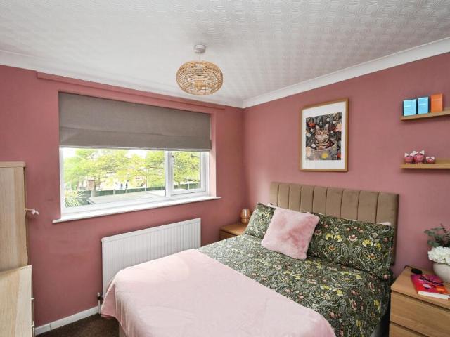 3 bedroom semi detached house for sale in Leconfield Close, Lincoln, LN6