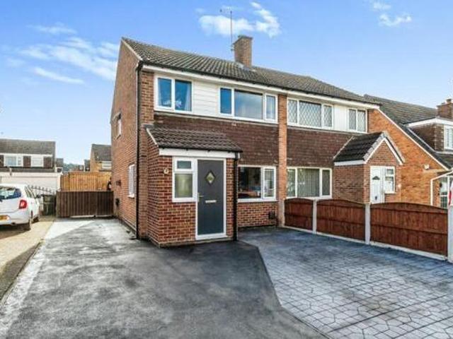3 Bedroom Semi detached House For Sale In Leeds