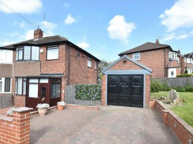 3 Bedroom Semi detached House For Sale In Leeds
