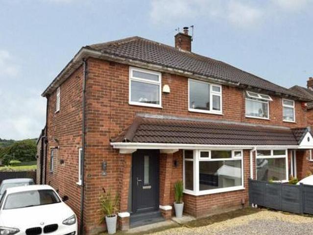 3 Bedroom Semi detached House For Sale In Leeds