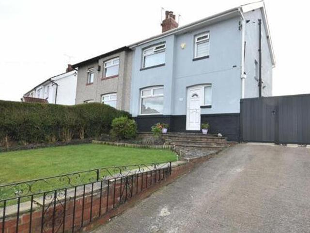 3 Bedroom Semi detached House For Sale In Leeds