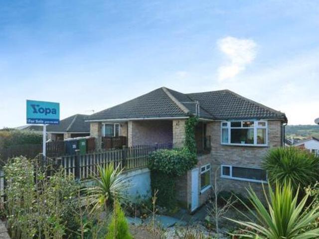 3 Bedroom Semi detached House For Sale In Leeds