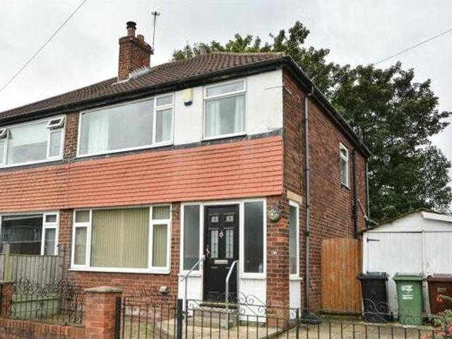 3 Bedroom Semi detached House For Sale In Leeds