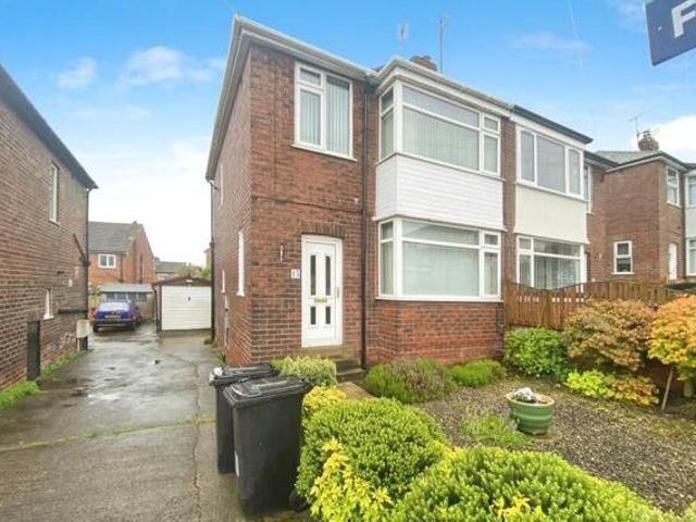 3 Bedroom Semi detached House For Sale In Leeds