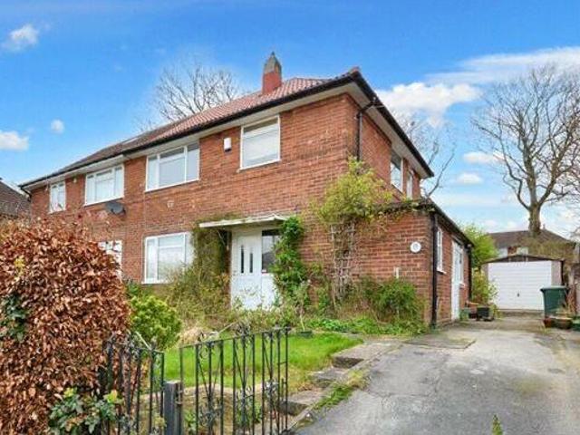 3 Bedroom Semi detached House For Sale In Leeds