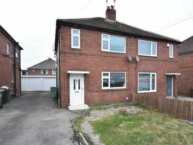 3 Bedroom Semi detached House For Sale In Leeds