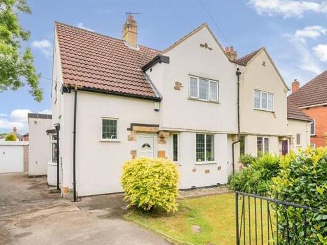 3 Bedroom Semi detached House For Sale In Leeds