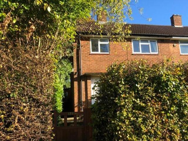 3 Bedroom Semi detached House For Sale In Leeds