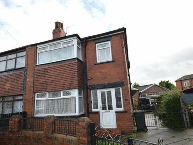 3 Bedroom Semi detached House For Sale In Leeds