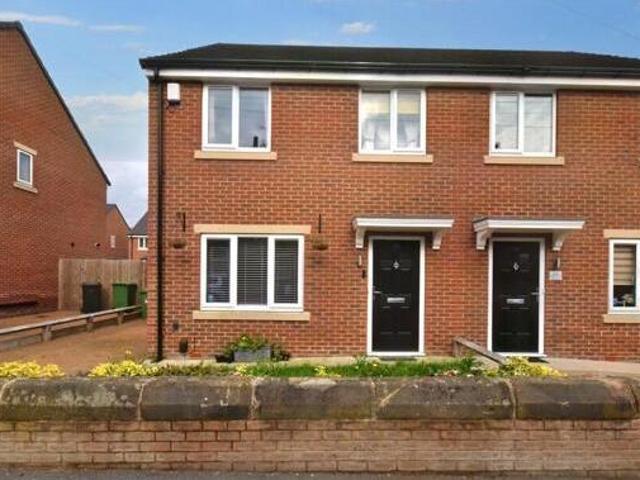 3 Bedroom Semi detached House For Sale In Leeds