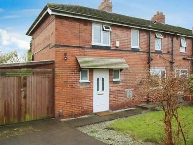 3 Bedroom Semi detached House For Sale In Leeds, West Yorkshire
