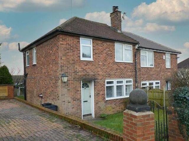 3 Bedroom Semi detached House For Sale In Leeds, West Yorkshire