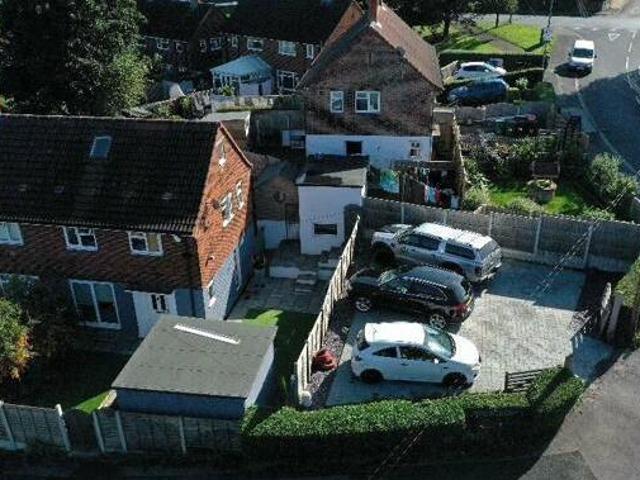 3 Bedroom Semi detached House For Sale In Leeds, West Yorkshire