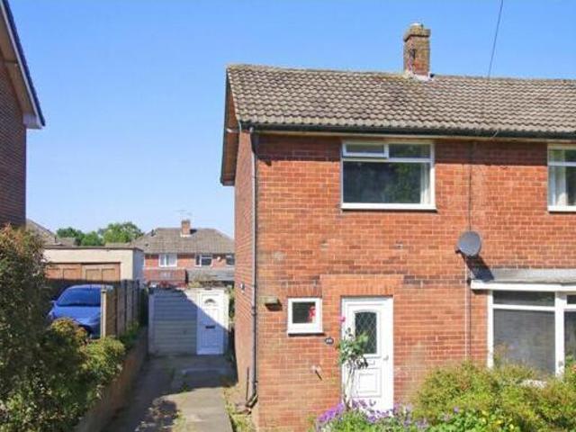 3 Bedroom Semi detached House For Sale In Leeds, West Yorkshire