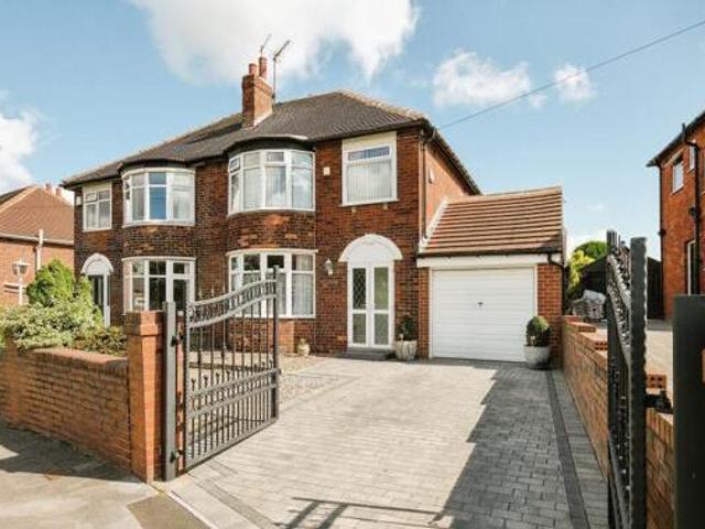 3 Bedroom Semi detached House For Sale In Leeds, West Yorkshire