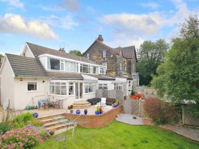 3 Bedroom Semi detached House For Sale In Leeds, West Yorkshire
