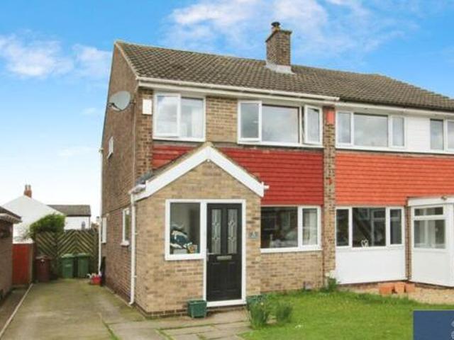 3 Bedroom Semi detached House For Sale In Leeds, West Yorkshire