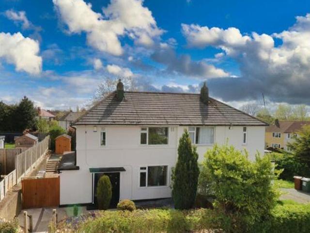 3 Bedroom Semi detached House For Sale In Leeds, West Yorkshire