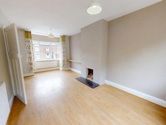 3 bedroom semi detached house for sale in Leek Road, Stoke On Trent, ST1