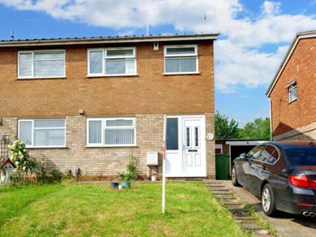 3 Bedroom Semi detached House For Sale In Leicester