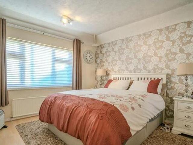 3 Bedroom Semi detached House For Sale In Leicester