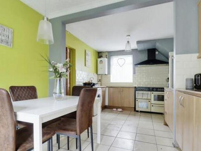 3 Bedroom Semi detached House For Sale In Leicester