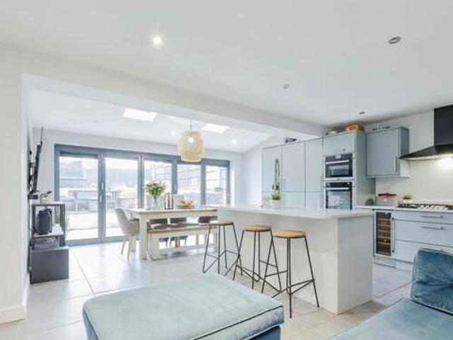 3 Bedroom Semi detached House For Sale In Leicester