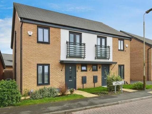 3 Bedroom Semi detached House For Sale In Leicester, Leicestershire