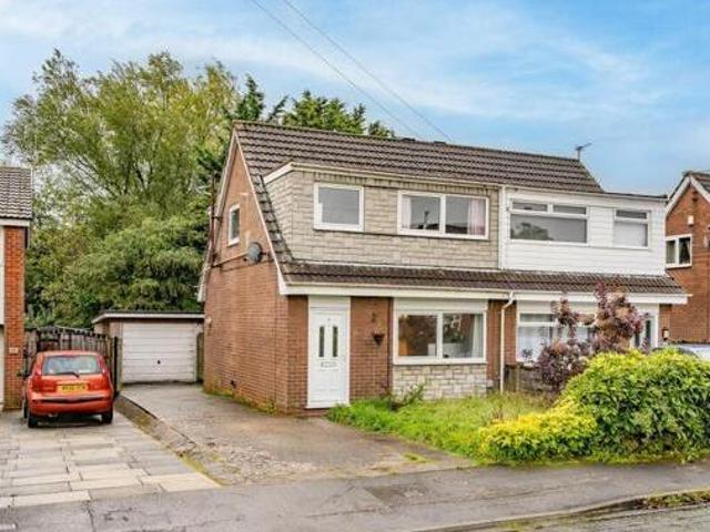 3 Bedroom Semi detached House For Sale In Leigh