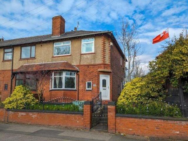 3 Bedroom Semi detached House For Sale In Leigh, Greater Manchester