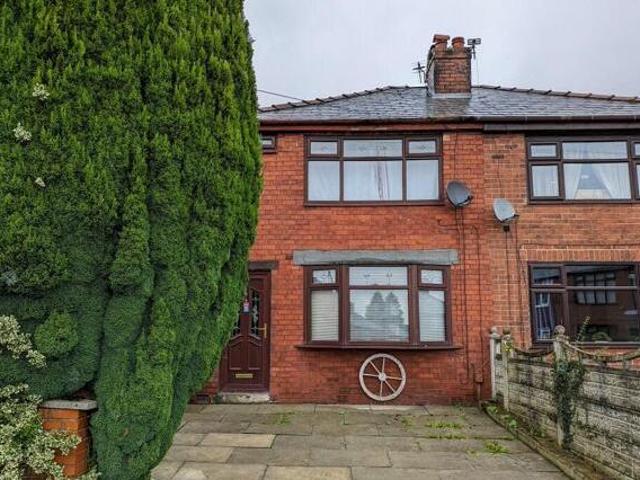 3 Bedroom Semi detached House For Sale In Leigh, Greater Manchester