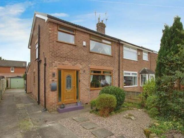 3 Bedroom Semi detached House For Sale In Leigh, Greater Manchester