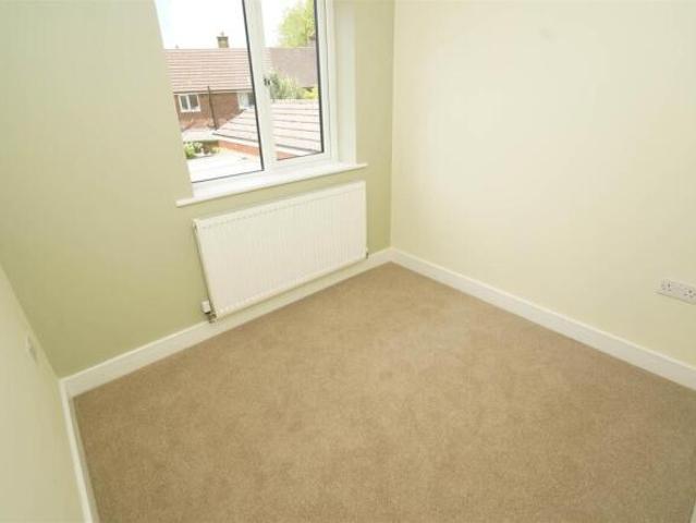 3 bedroom semi detached house for sale in Leigh Road, Westhoughton, Bolton, BL5