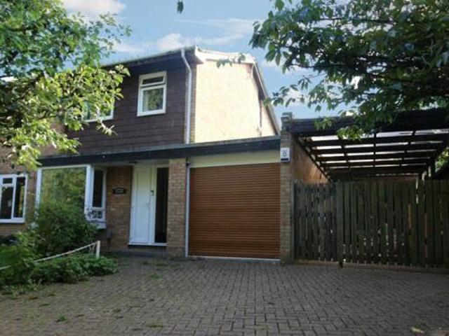 3 Bedroom Semi detached House For Sale In Letchworth Garden City