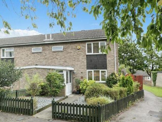3 Bedroom Semi detached House For Sale In Letchworth Garden City