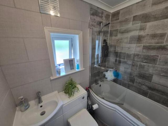 3 bedroom semi detached house for sale in Limetree Avenue, Coventry, CV4