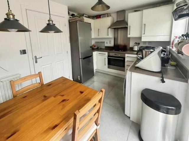 3 bedroom semi detached house for sale in Linus Grove, Peterborough, PE2
