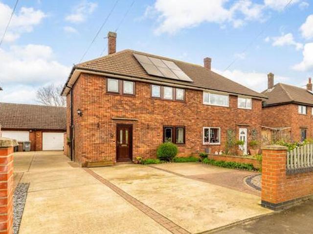 3 Bedroom Semi detached House For Sale In Lincoln, Lincolnshire