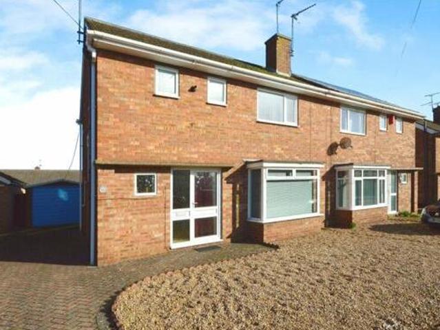 3 Bedroom Semi detached House For Sale In Lincoln, Lincolnshire