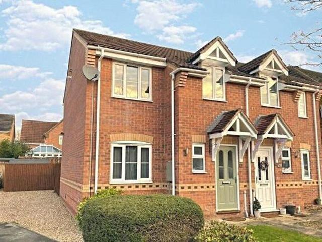 3 Bedroom Semi detached House For Sale In Lincoln, Lincolnshire