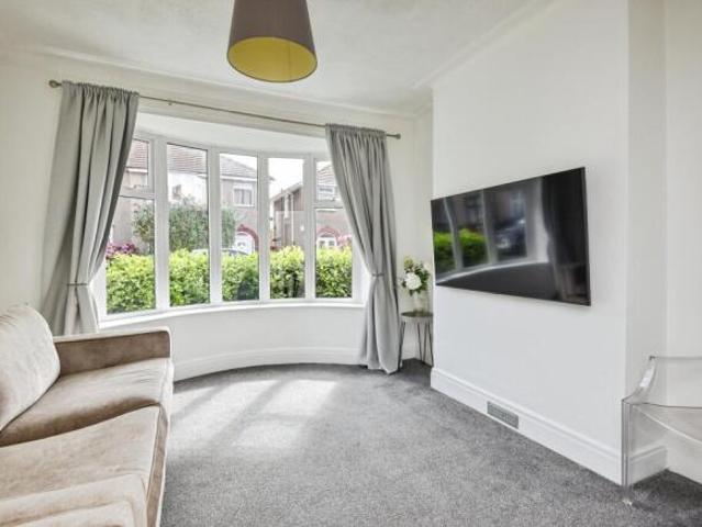 3 bedroom semi detached house for sale in Lincoln Road, Lancaster, LA1