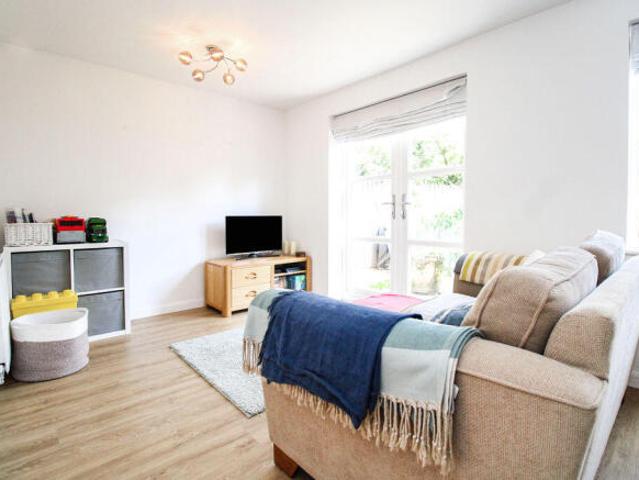 3 bedroom semi detached house for sale in Lindsey Close, Great Denham, MK40